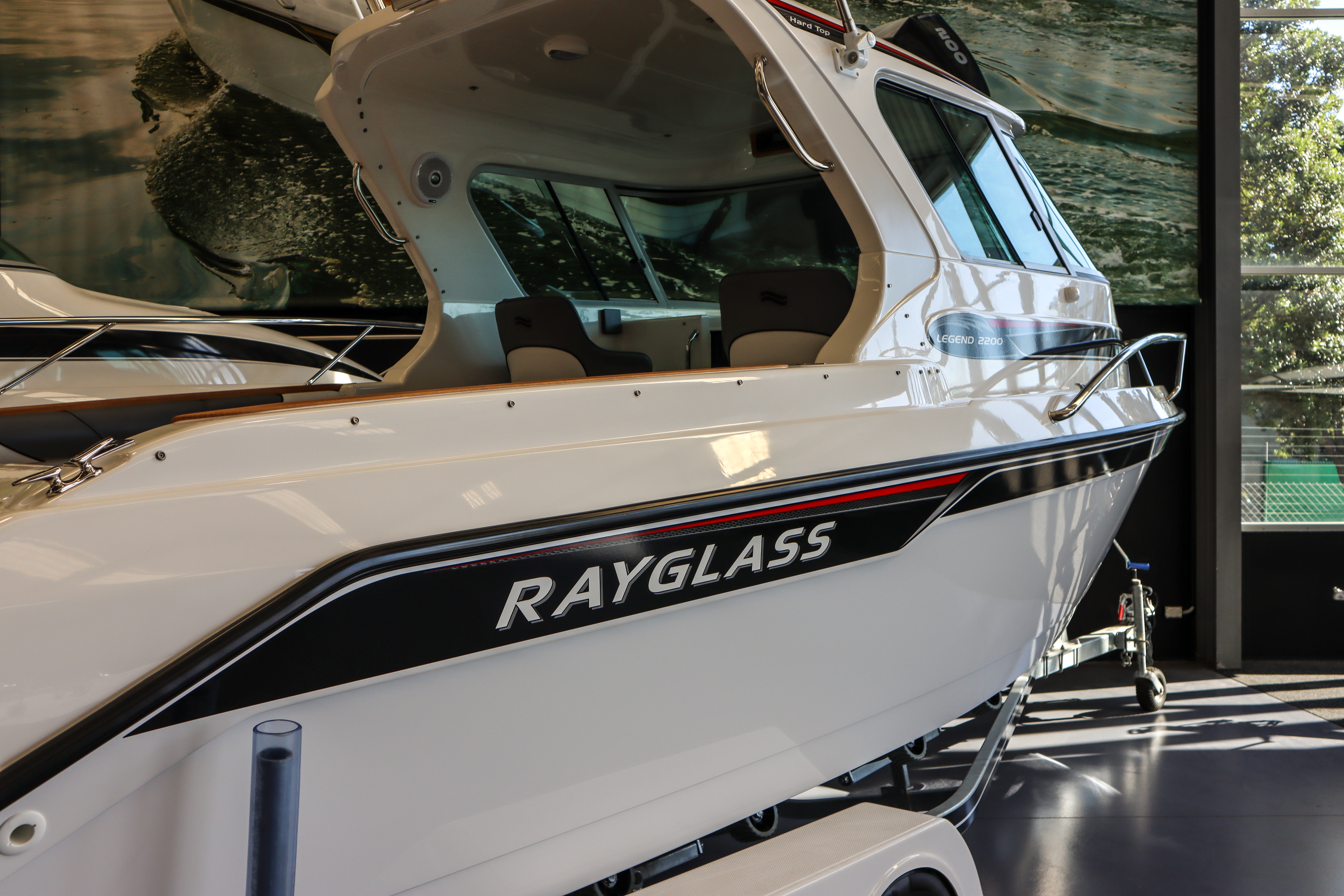 Legend 2200 - Comfortable & capable in a compact package.