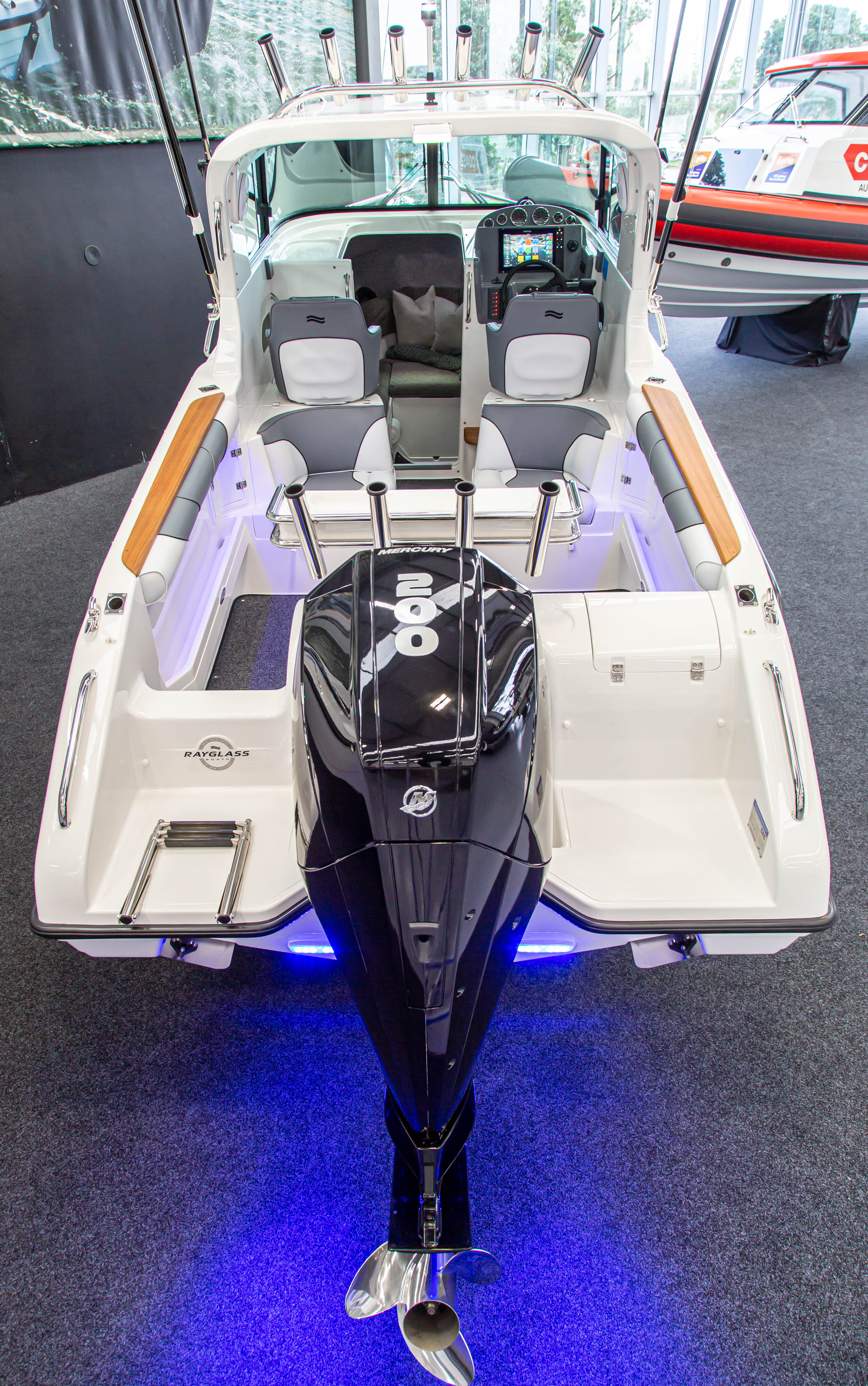 Legend 2200 - Comfortable & capable in a compact package.