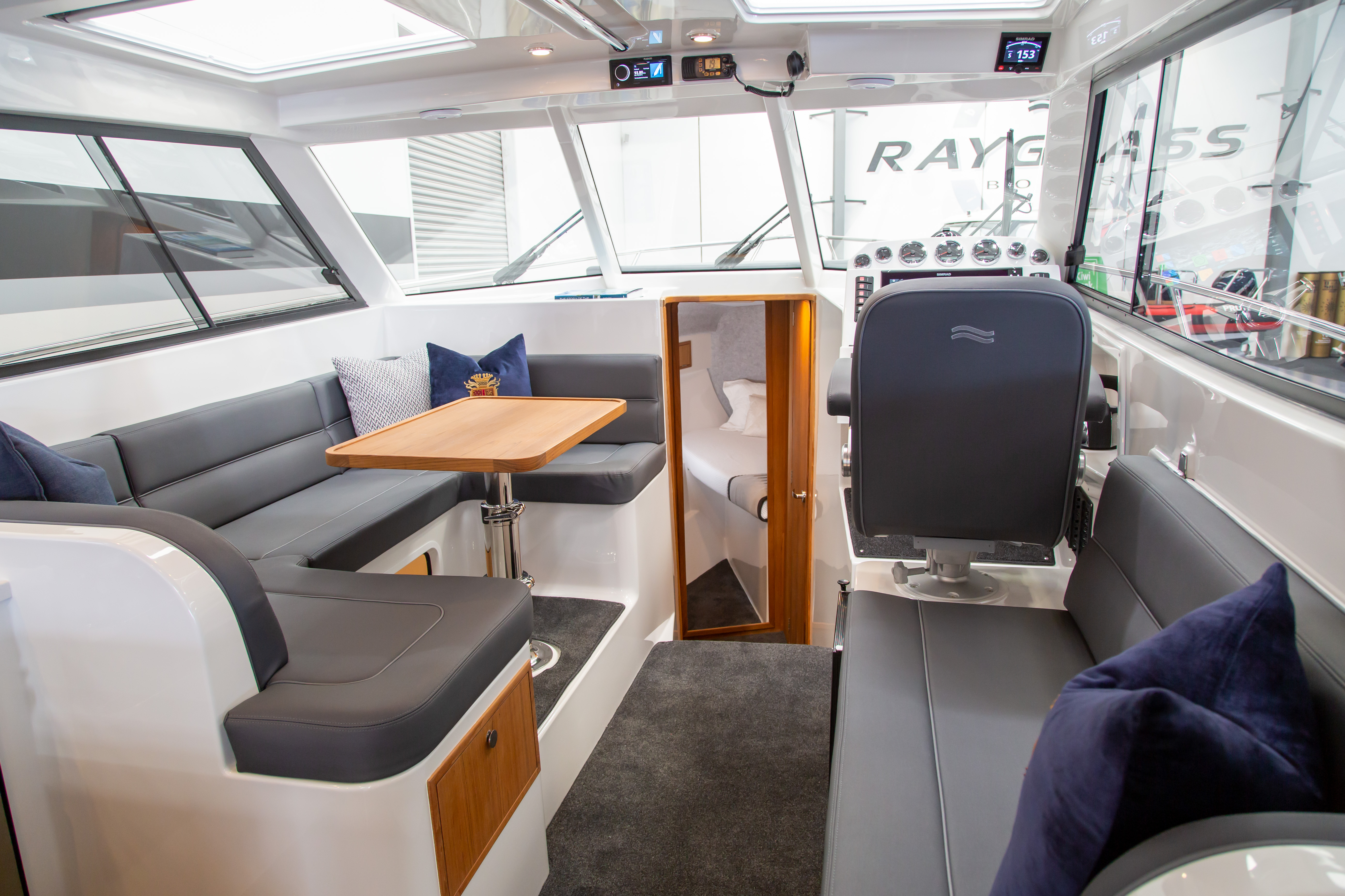 Rayglass 3500 - Your beach house on the sea