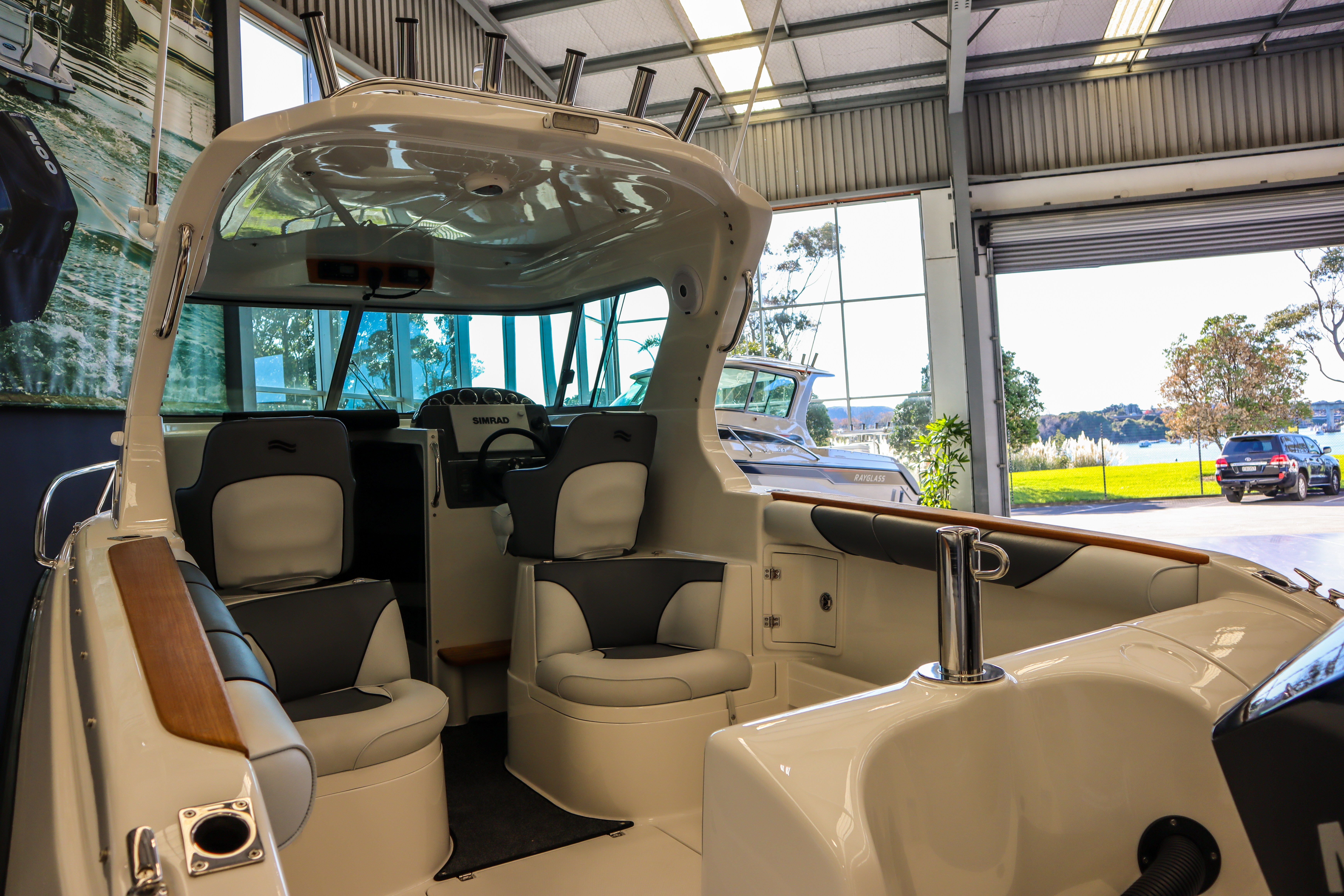 Legend 2200 - Comfortable & capable in a compact package.