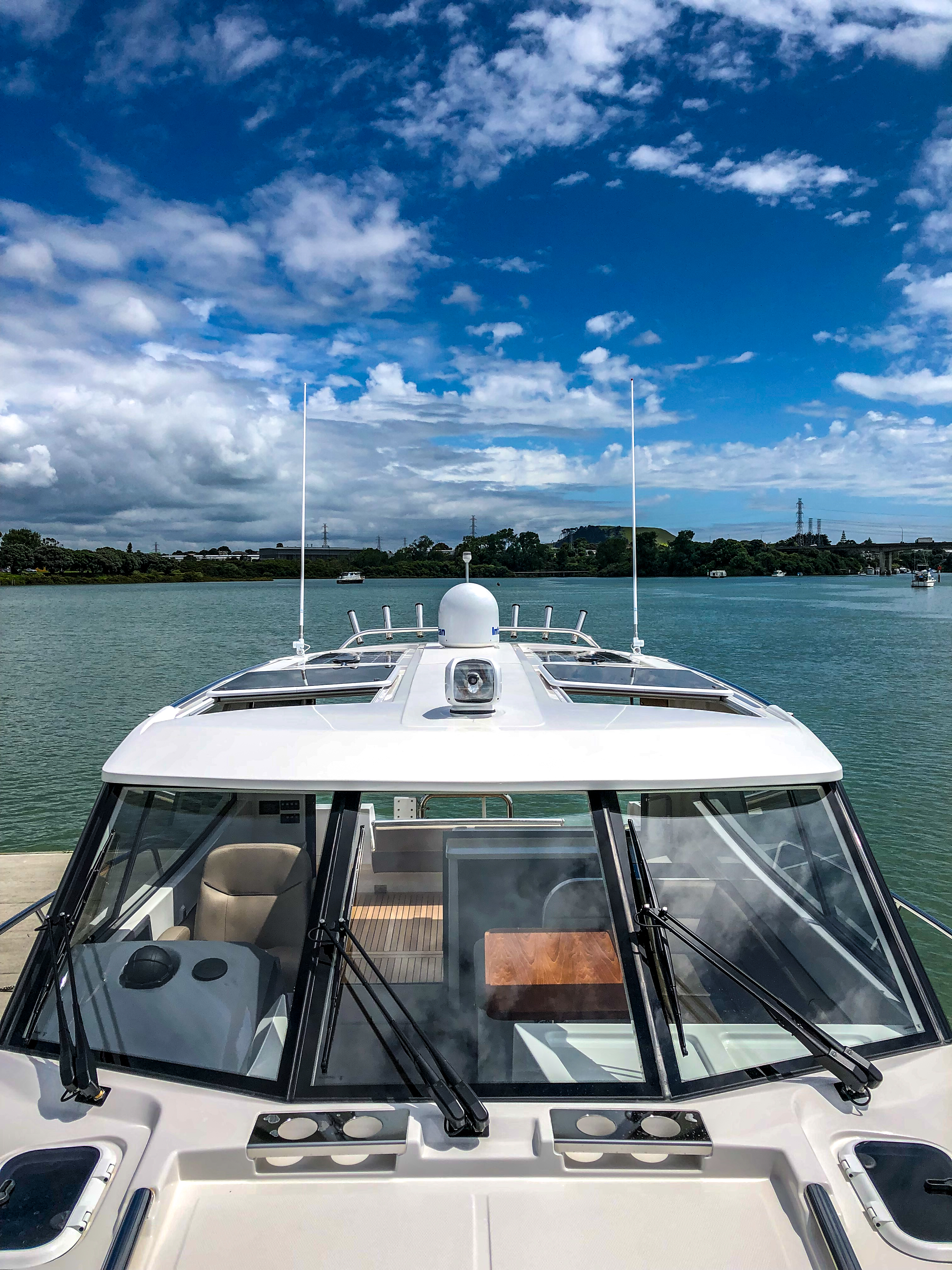 Rayglass 3500 - Your beach house on the sea